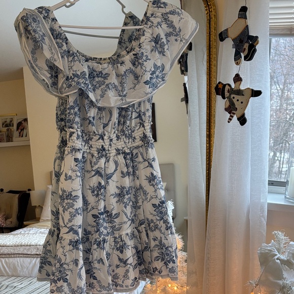 Max Studio | Dresses | Max Studio Blue And White Floral Midi Dress ...